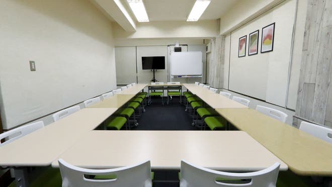 【東京駅2分・地下出口からすぐ・最安】セミナーに!大型モニター・マイク・WiFi全て無料!ふれあい貸し会議室 八重洲No11の写真6