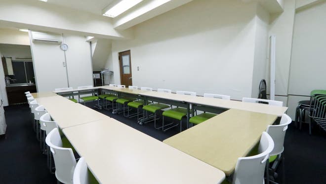 【東京駅2分・地下出口からすぐ・最安】セミナーに!大型モニター・マイク・WiFi全て無料!ふれあい貸し会議室 八重洲No11の写真8