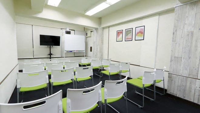 【東京駅2分・地下出口からすぐ・最安】セミナーに!大型モニター・マイク・WiFi全て無料!ふれあい貸し会議室 八重洲No11の写真12