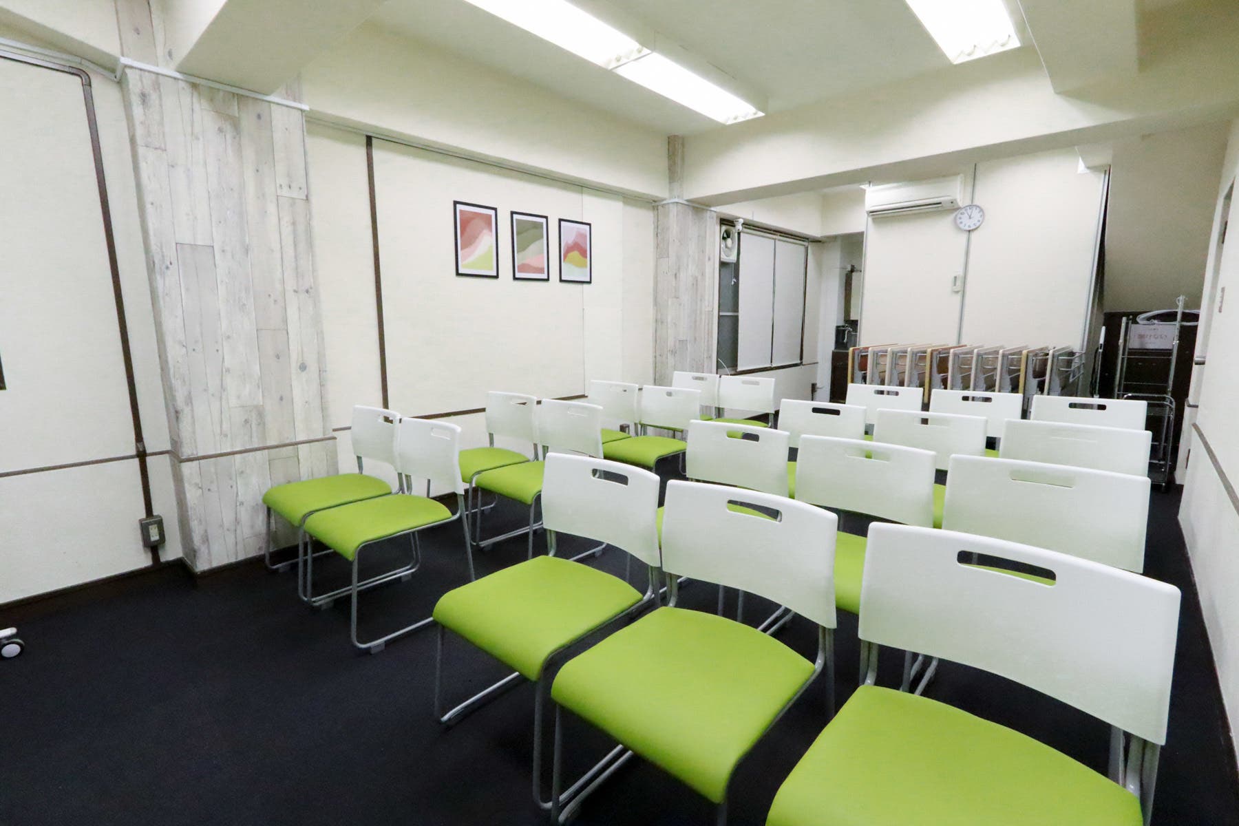 【東京駅2分・地下出口からすぐ・最安】セミナーに！大型モニター・マイク・WiFi全て無料！ふれあい貸し会議室 八重洲No11の写真14