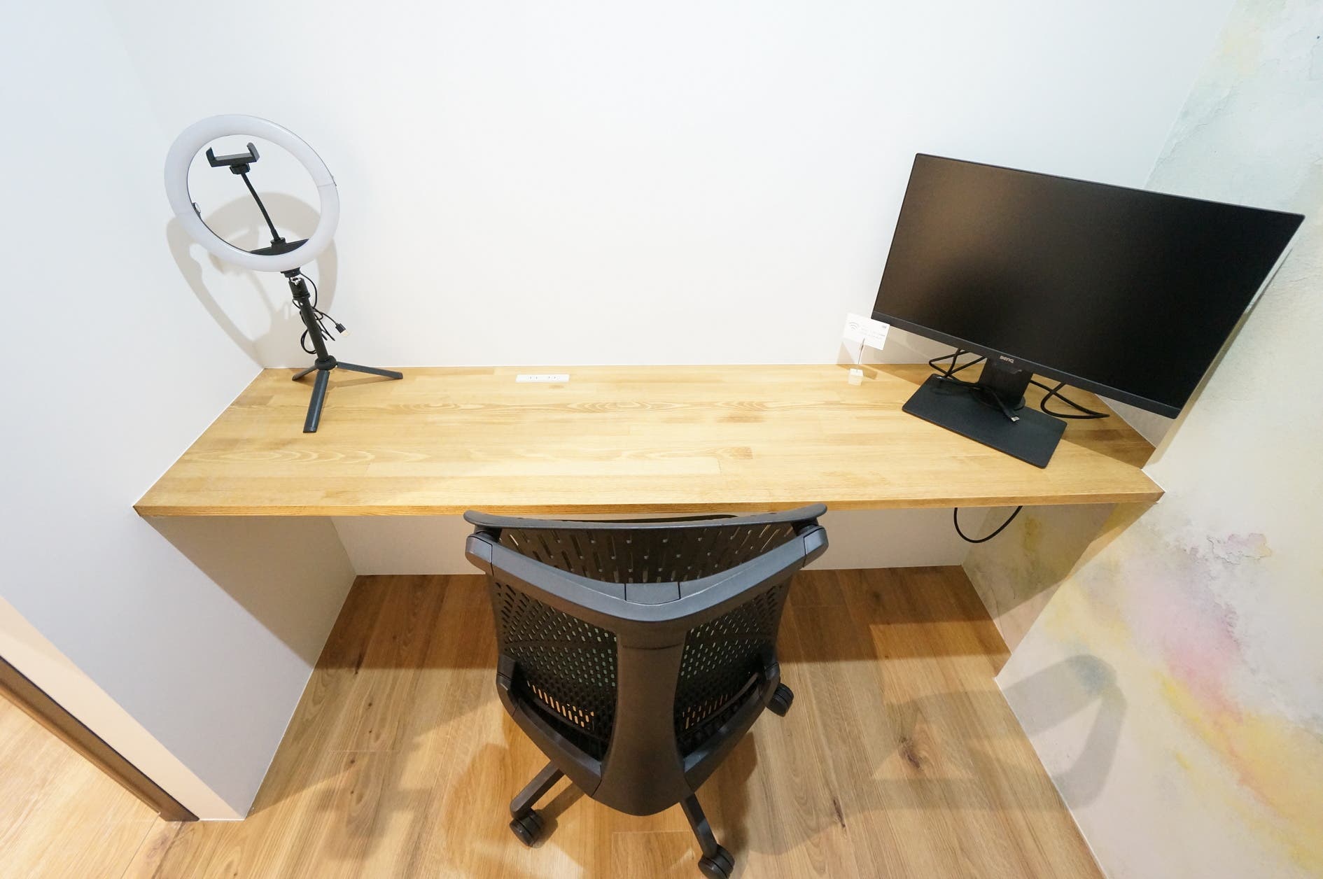 ✨OPEN SALE✨＜EXPRESSION＞ワークブース7：完全個室！高速光Wi-Fi・モニター設置！神保町駅徒歩3分の写真4