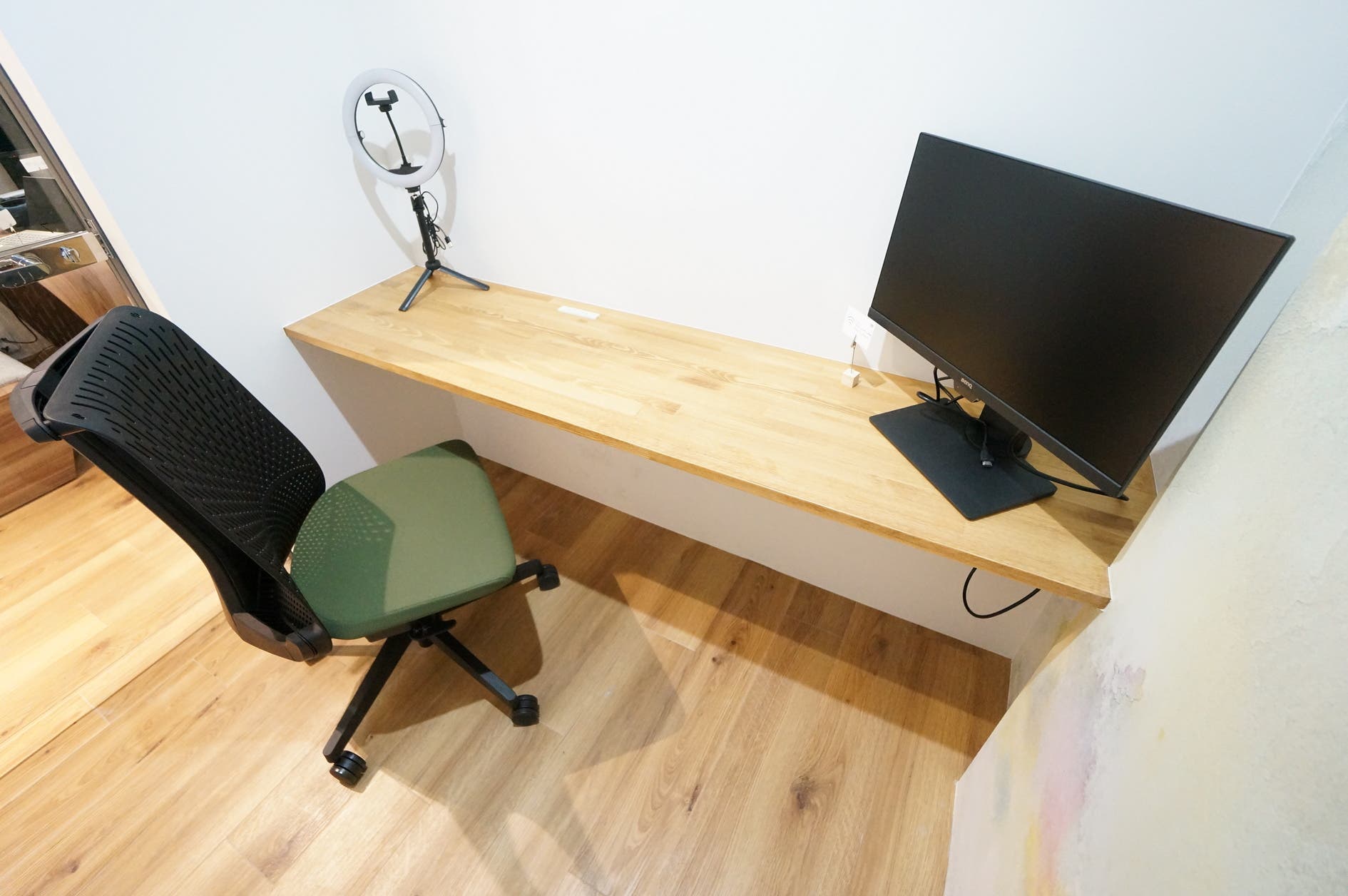 ✨OPEN SALE✨＜EXPRESSION＞ワークブース7：完全個室！高速光Wi-Fi・モニター設置！神保町駅徒歩3分の写真5