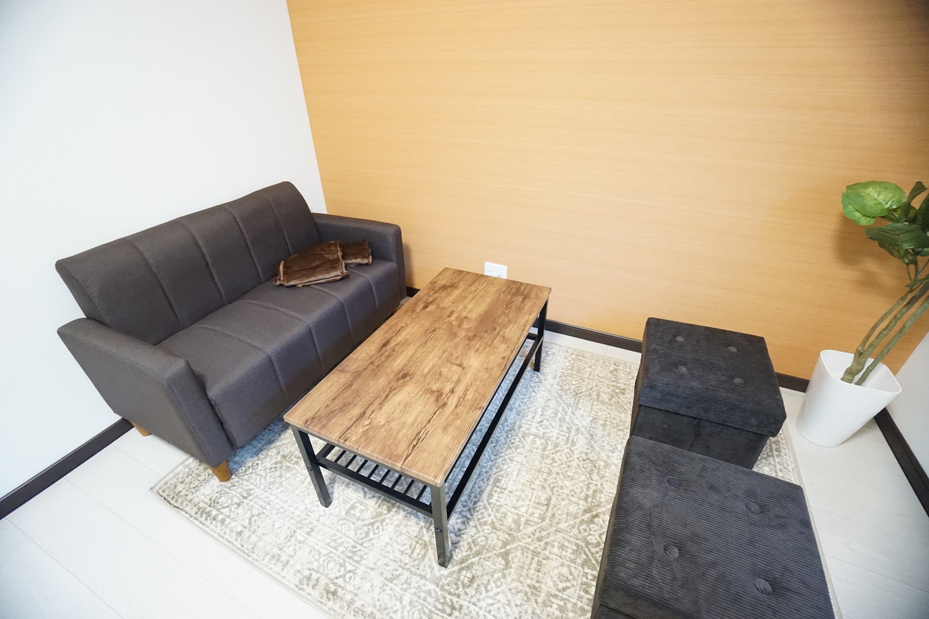 ＜レンタルスペース神崎川ワーク①＞完全個室✨モニター/光回線Wi-Fi無料！テレワーク/会議/ボドゲの写真5