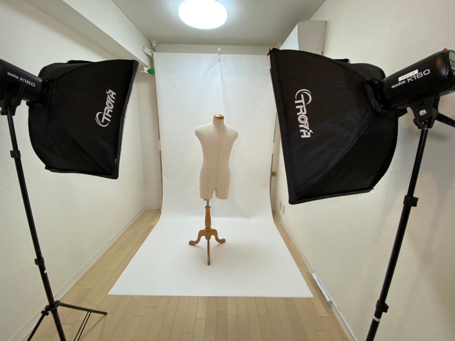 【space A/心斎橋アメ村のほぼど真ん中！】少人数向けの真っ白スペース/撮影/配信/個人教室の写真8