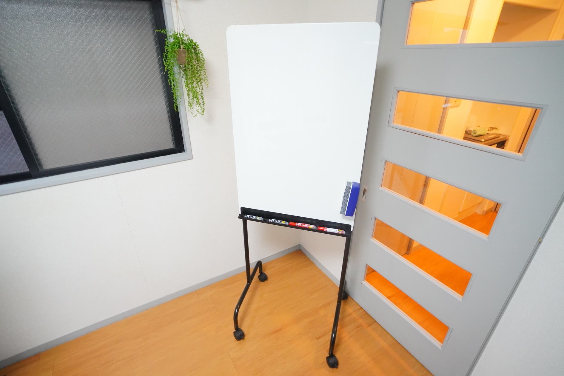 ＜マルチスペース三鷹＞三鷹駅徒歩4分！光回線Wi-Fi⭐️/モニター/リングライト無料！会議/撮影/パーティー/テレワークの写真13