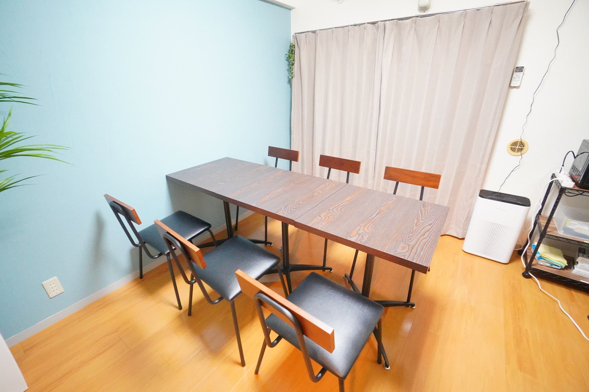 ＜マルチスペース三鷹＞三鷹駅徒歩4分！光回線Wi-Fi⭐️/モニター/リングライト無料！会議/撮影/パーティー/テレワークの写真9