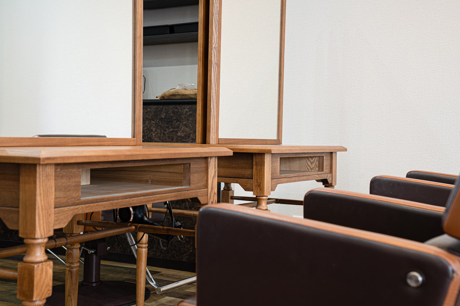 名東区シェアサロン美容室  名東区レンタル美容室  ドア側向かって左A席の写真7