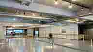 横須中央駅徒歩3分!!広いレンタルダンススタジオです!全面鏡張り23m舞台リハーサルにも最適です。の写真2