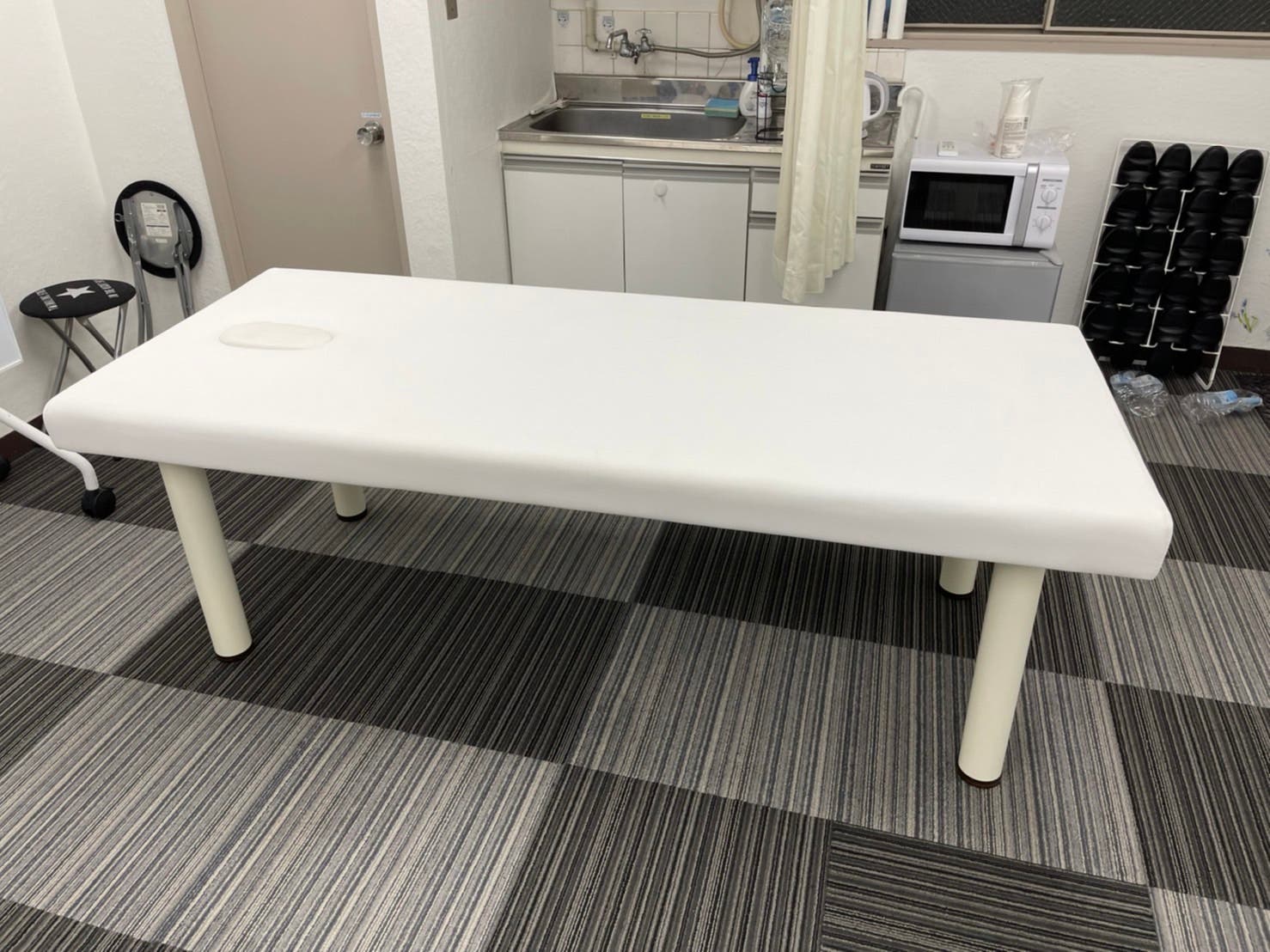 施術ベッドの画像1