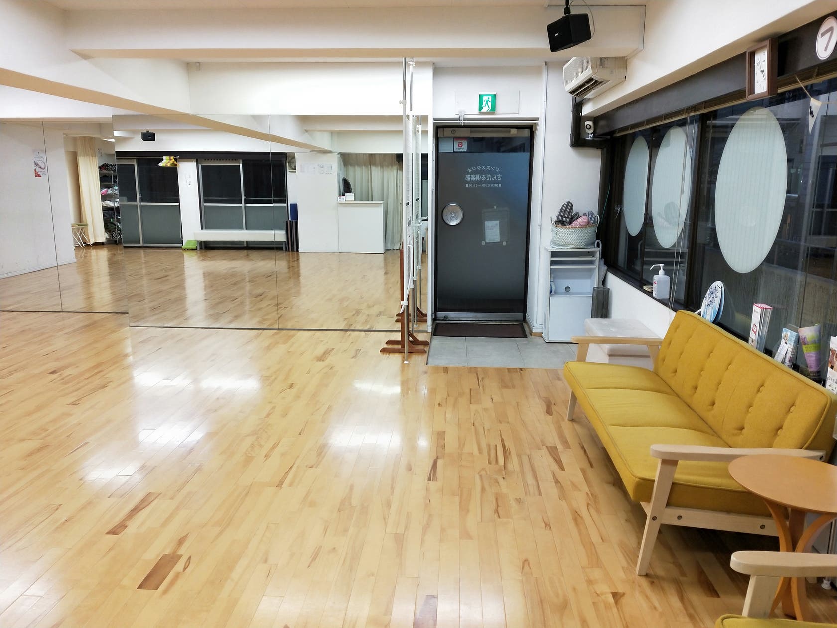 定員25名（それ以上はご相談）／当日予約可能／武蔵野市吉祥寺でダンスができるレンタルスタジオ・さんだる倶楽部の写真5