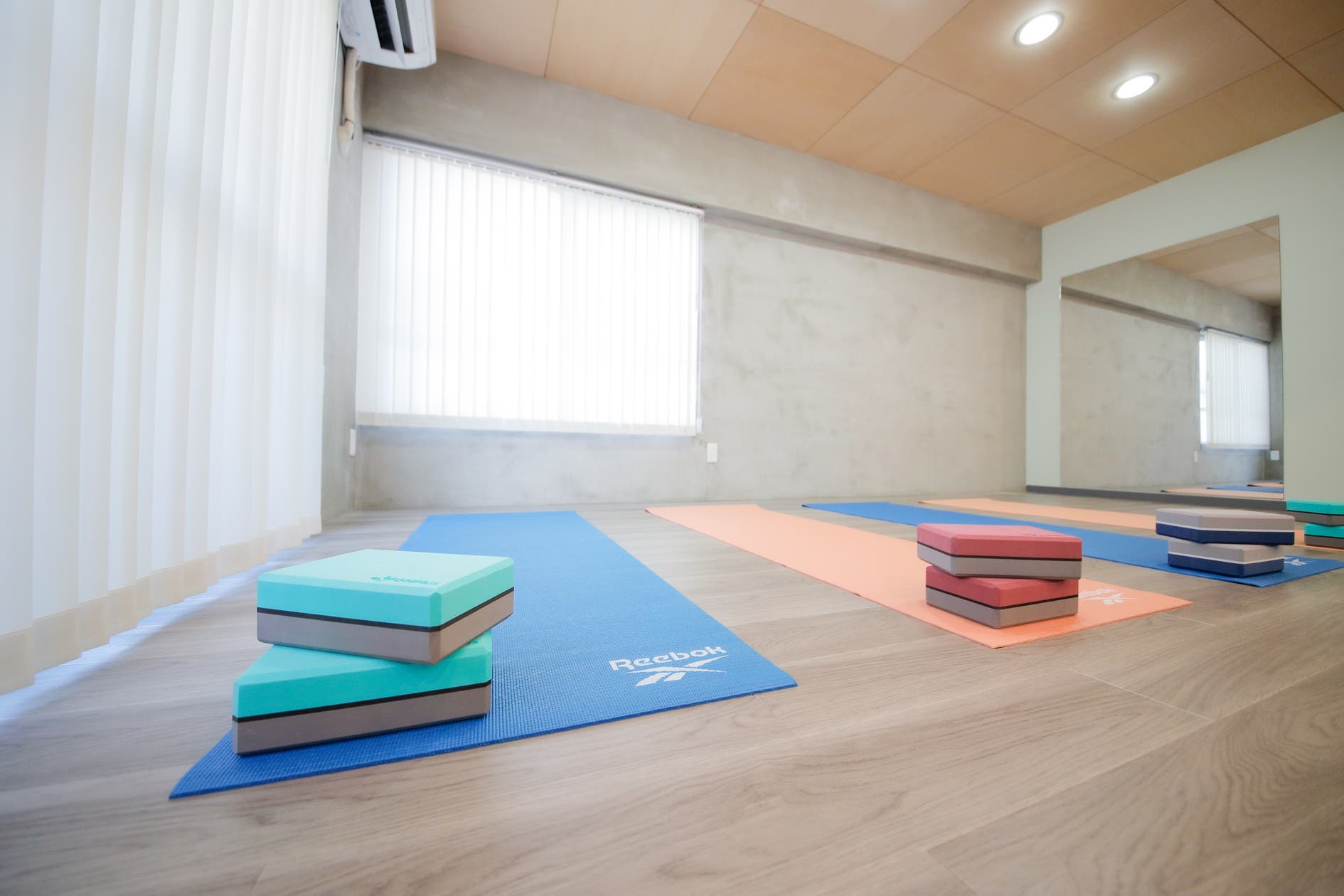 【studio_MINT】錦糸町駅３分／明るくて綺麗なスタジオ／２面鏡設置でプライベートレッスンにも最適！の写真4