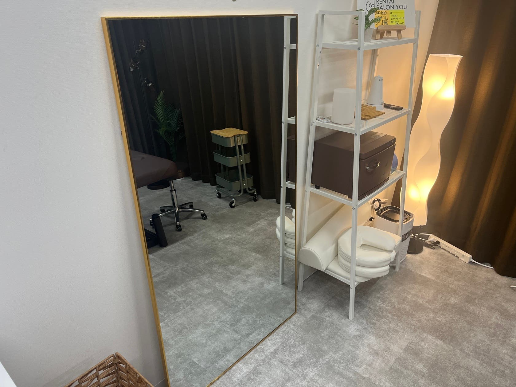 【横浜・関内駅徒歩3分】広々とした完全個室のプライベート空間✨ブラウンを基調とした良質空間🌿の写真7