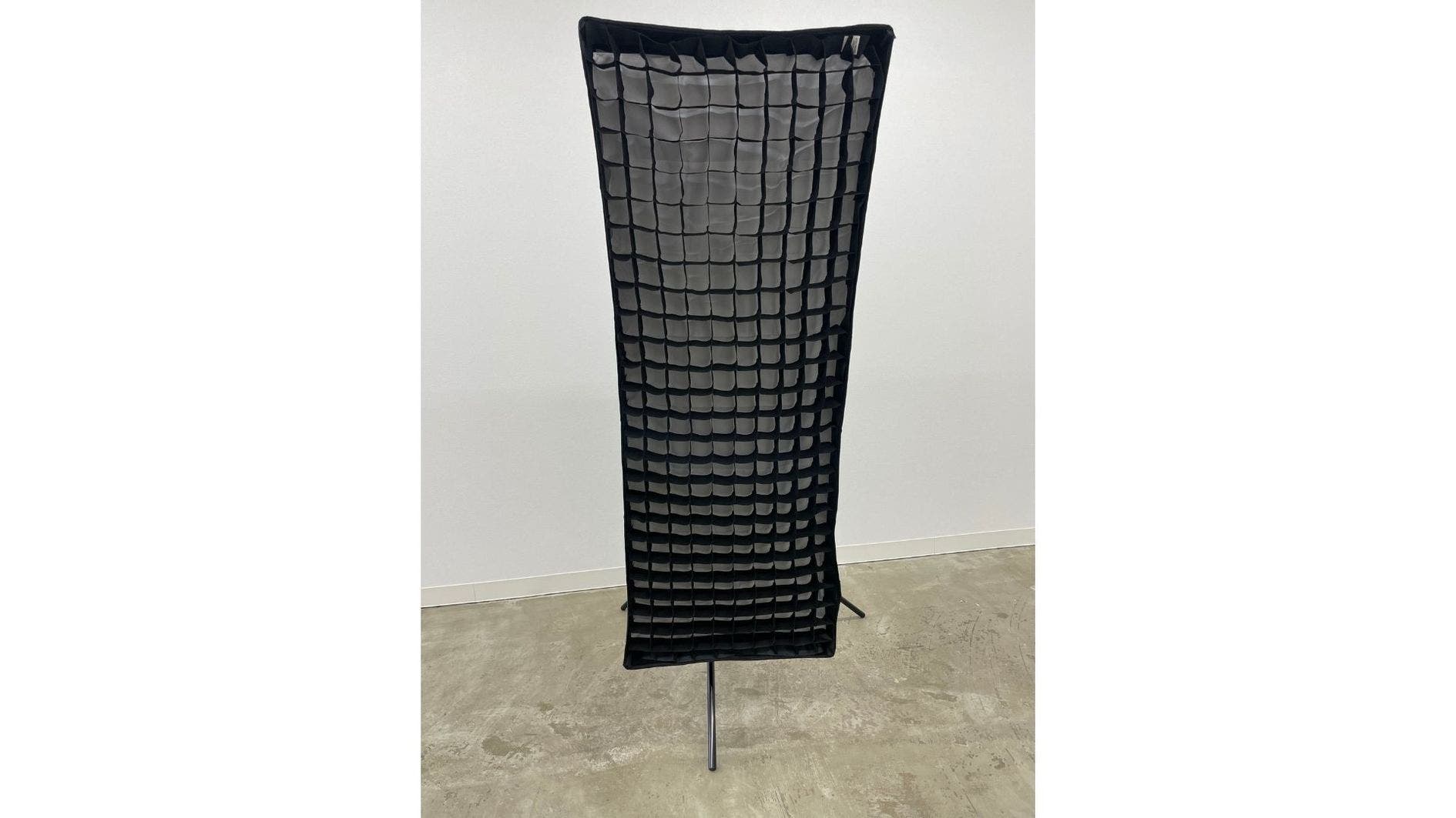 【西小倉駅から徒歩3分】＜撮影設備の整ったマルチスタジオ＞24H　撮影機材完備/メイク台/更衣室/完全個室/背景紙/小倉の写真13