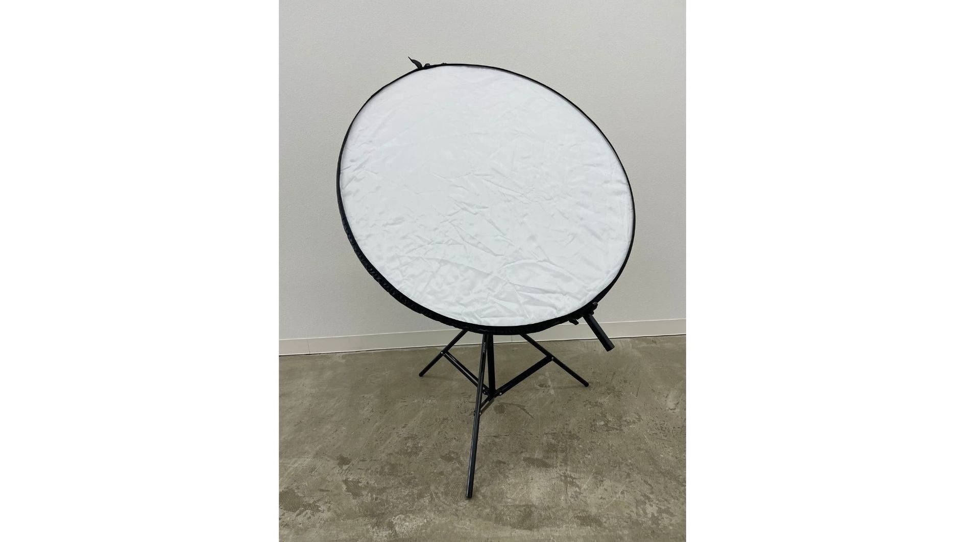 【西小倉駅から徒歩3分】＜撮影設備の整ったマルチスタジオ＞24H　撮影機材完備/メイク台/更衣室/完全個室/背景紙/小倉の写真14