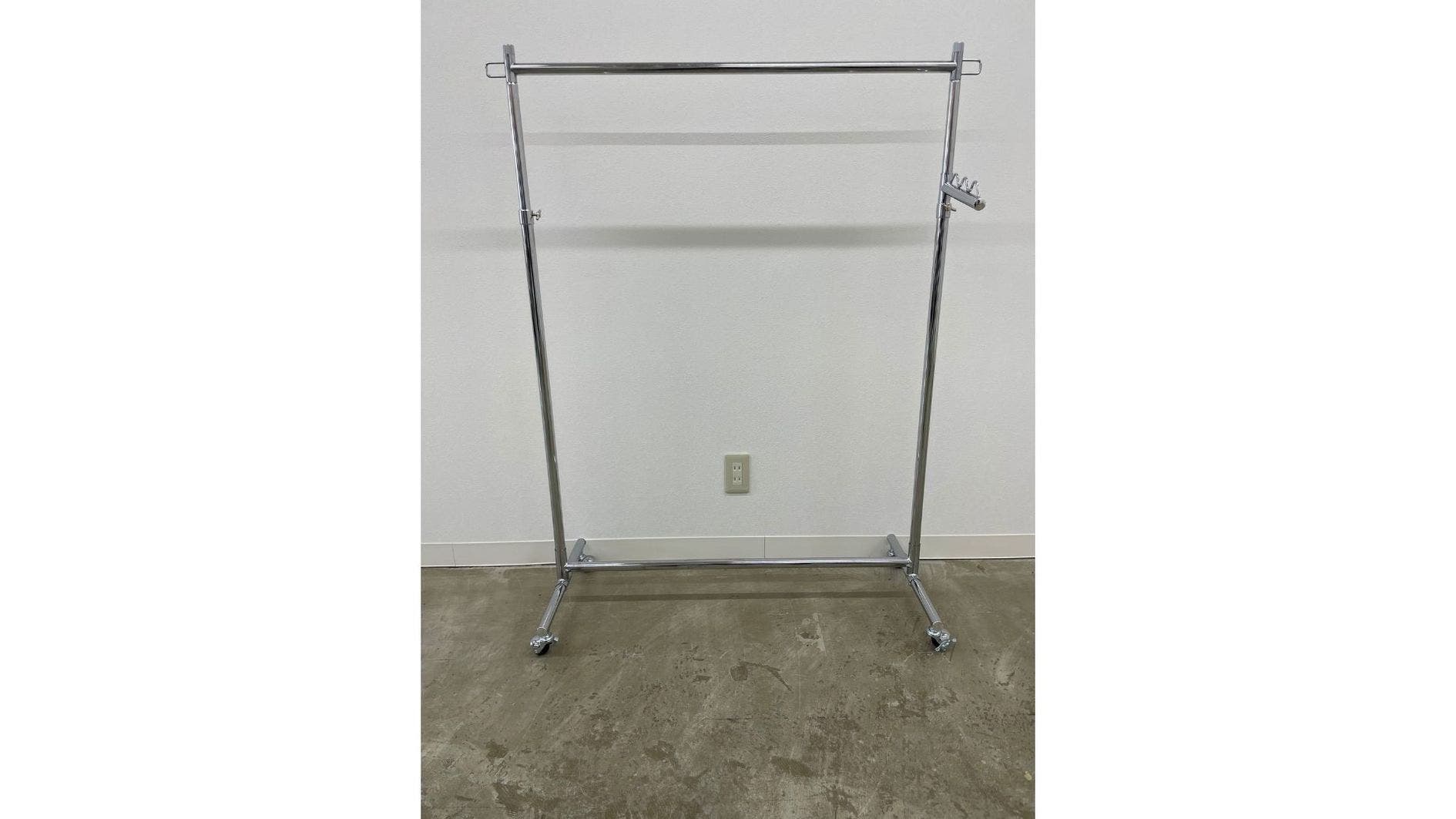 【西小倉駅から徒歩3分】＜撮影設備の整ったマルチスタジオ＞24H　撮影機材完備/メイク台/更衣室/完全個室/背景紙/小倉の写真17