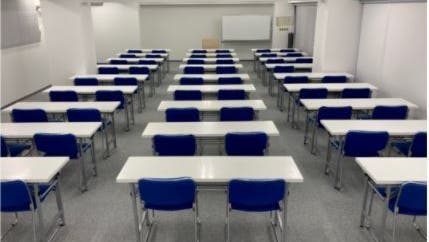 八丁堀駅、茅場町駅からも近い好立地のリーズナブルな貸会議室!(5階:52名様)の写真1