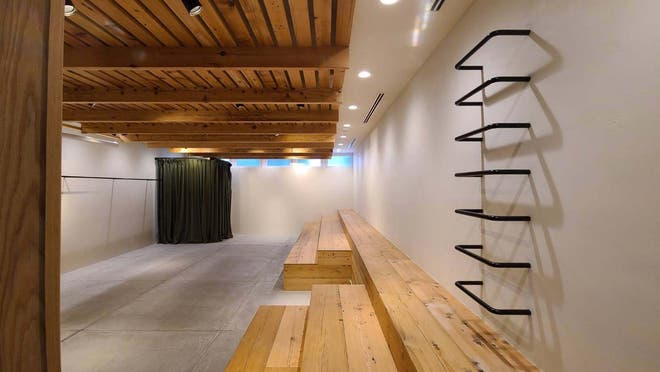 【渋谷駅8分】SLOTH GALLERY ギャラリー 元アパレル店舗区画で展示会、イベント、撮影、ワークショップ、研修、セミナーの写真7