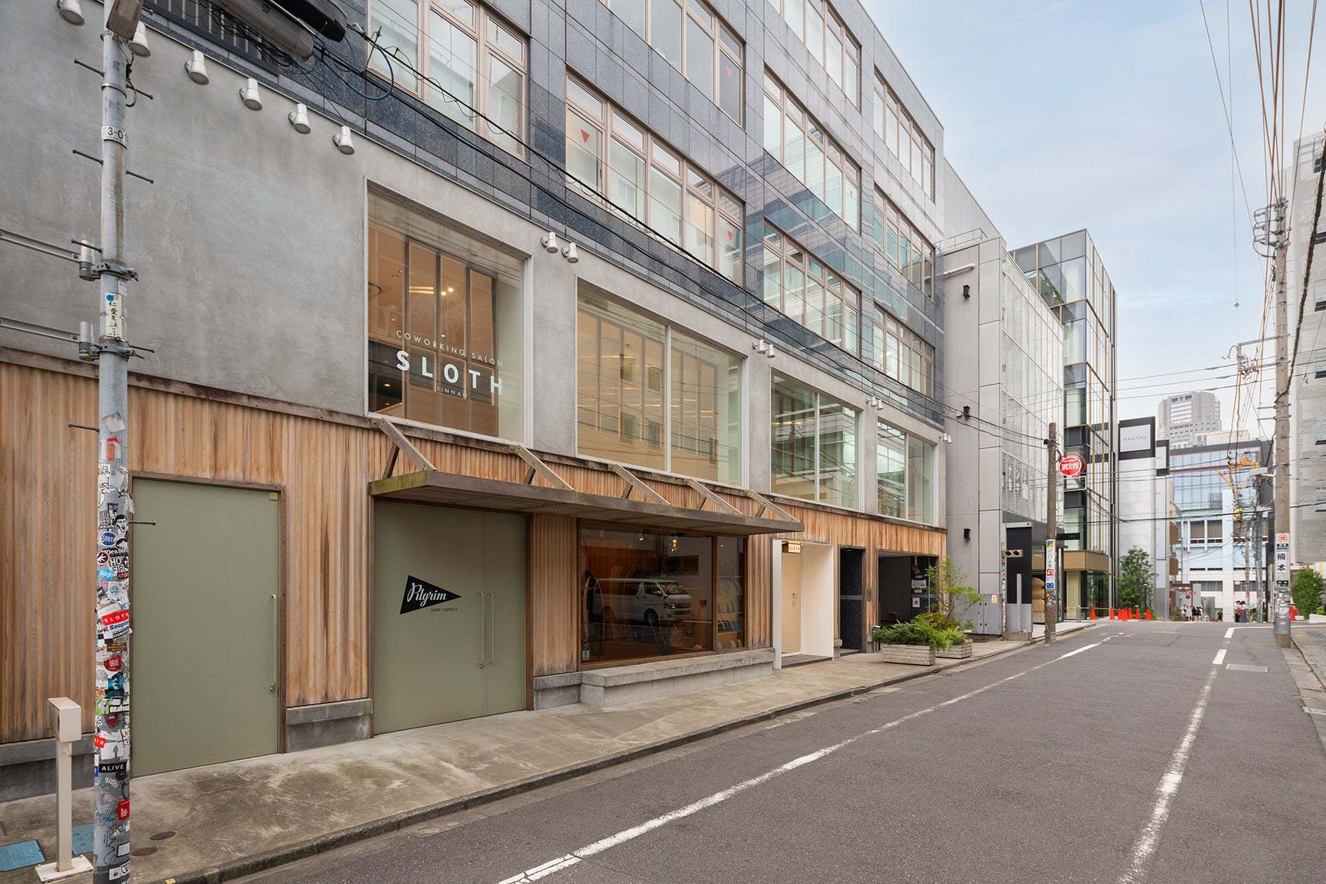 【渋谷駅8分】SLOTH GALLERY ギャラリー 元アパレル店舗区画で展示会、イベント、撮影、ワークショップ、研修、セミナーの写真11