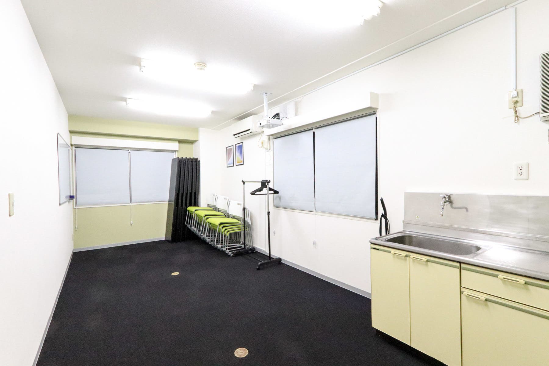 【渋谷駅徒歩1分！ヒカリエ隣！18名利用可！】プロジェクター・ホワイトボード・WiFi全て無料！ふれあい貸し会議室 渋谷No43の写真15