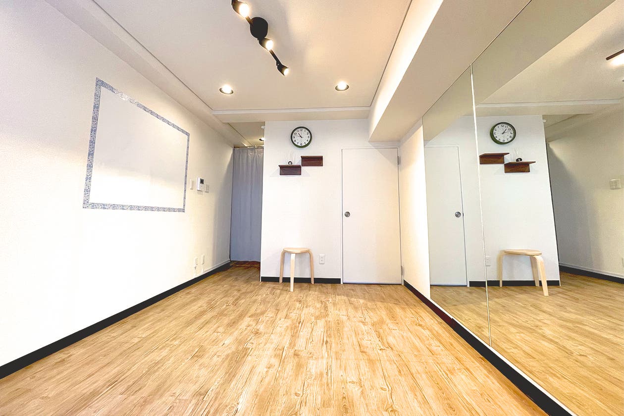 ◎JR渋谷駅5分・自然光溢れる快適プライベートスペース◎ダンス用鏡完備◎振動気にせず動ける！少人数レッスンに最適◎の写真10