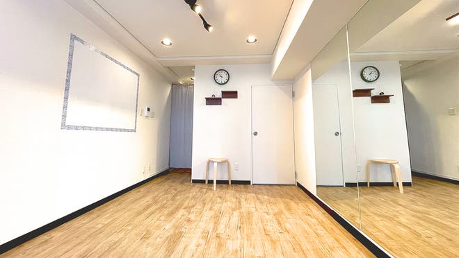 ◎JR渋谷駅5分・自然光溢れる快適プライベートスペース◎ダンス用鏡完備◎振動気にせず動ける!少人数レッスンに最適◎の写真10