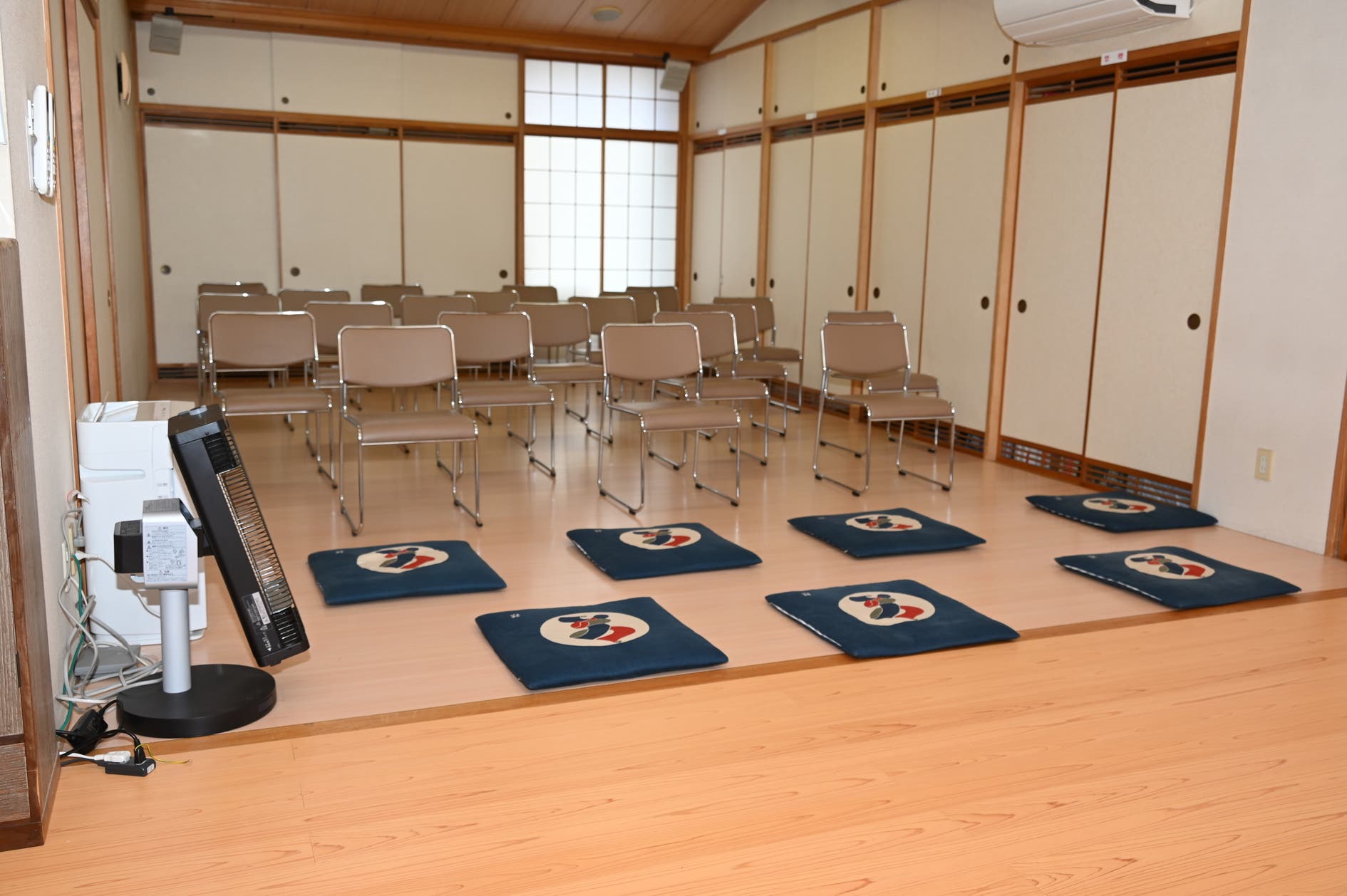 【杵家彌七 長唄・三味線教室】　代官山駅徒歩４分・恵比寿駅徒歩８分の大広間の写真8