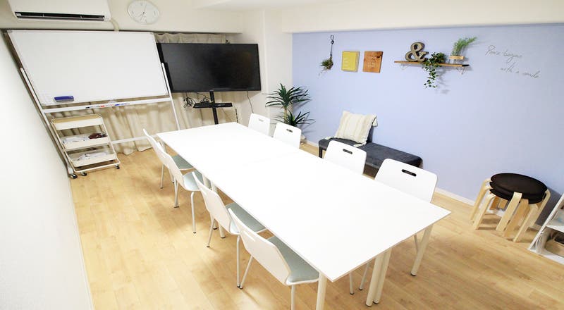 【池袋駅東口徒歩2分！12名利用可！】光回線/WiFi/完全個室/綺麗な室内/会議/打合せ/オンライン/撮影/Youtube