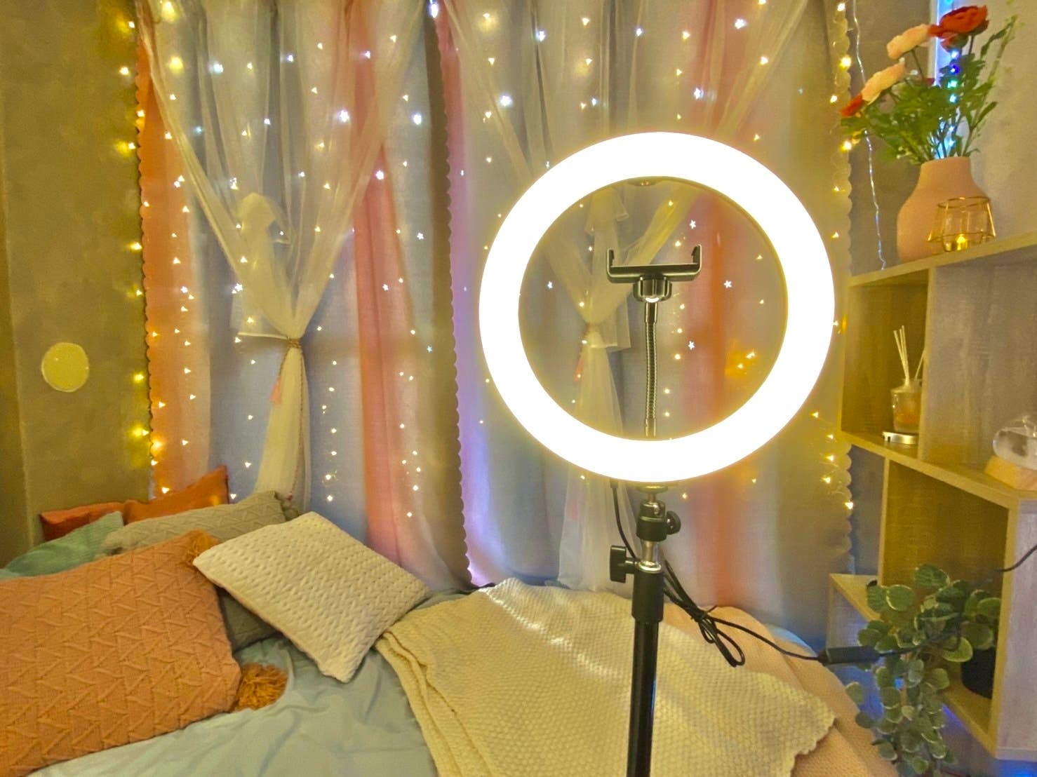 🌸学割&amp;レベチな特割🌸宝石箱の中にいる感覚💎LEDライト搭載✨プロジェクターで映画見放題🎥大人気ゲーム機、ボドゲ完備🎉の写真24