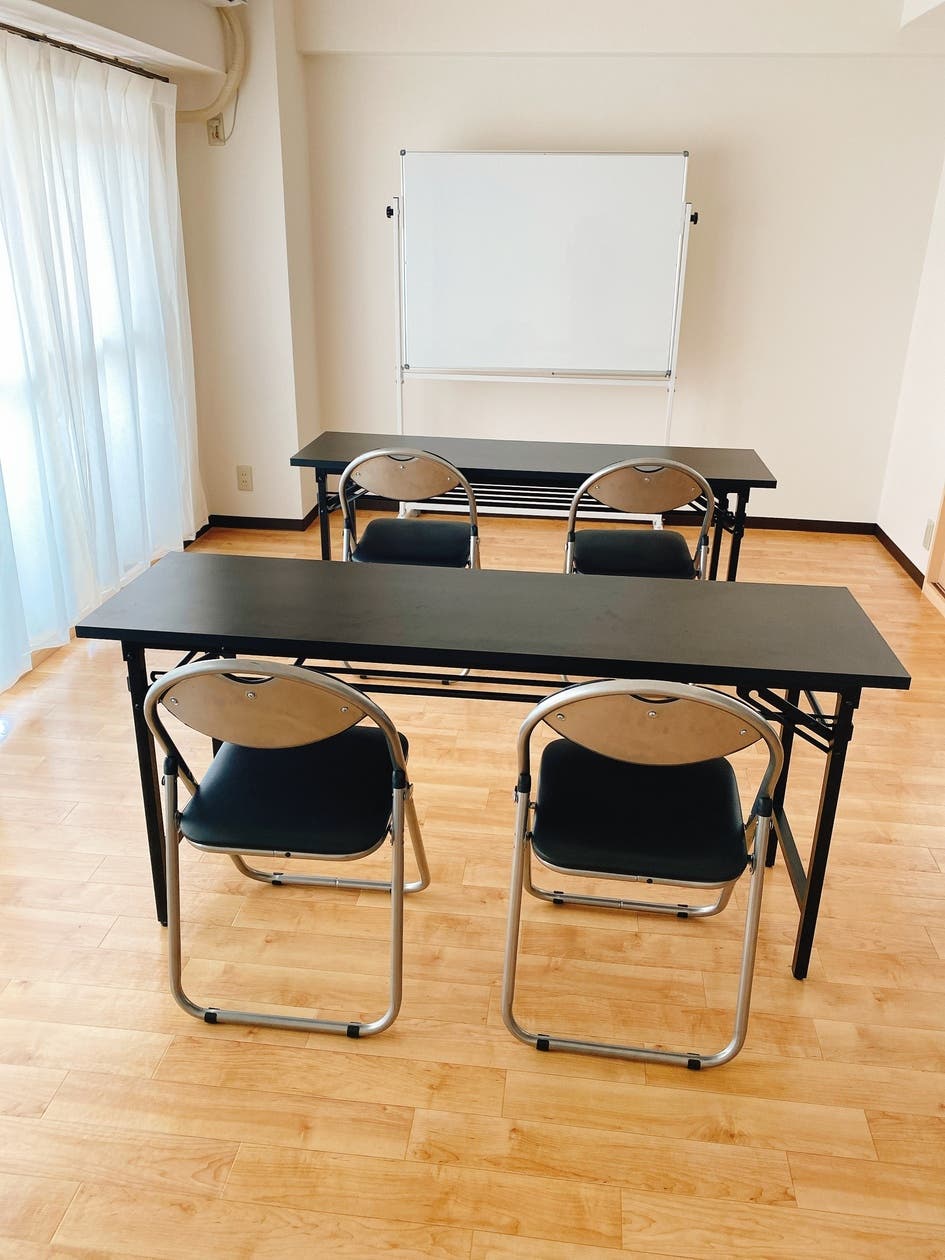 15帖LDK！エステティシャンが運営するサロン貸しスペース！会議・セミナーにも利用できます。の写真2