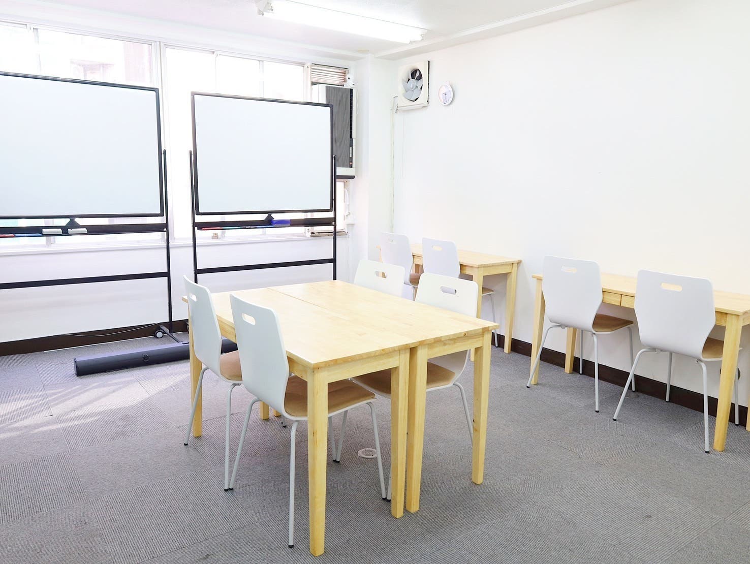 【水道橋駅2分！20名】WiFi・プロジェクタ・ホワイトボード無料！ふれあい貸し会議室 水道橋Aの写真8