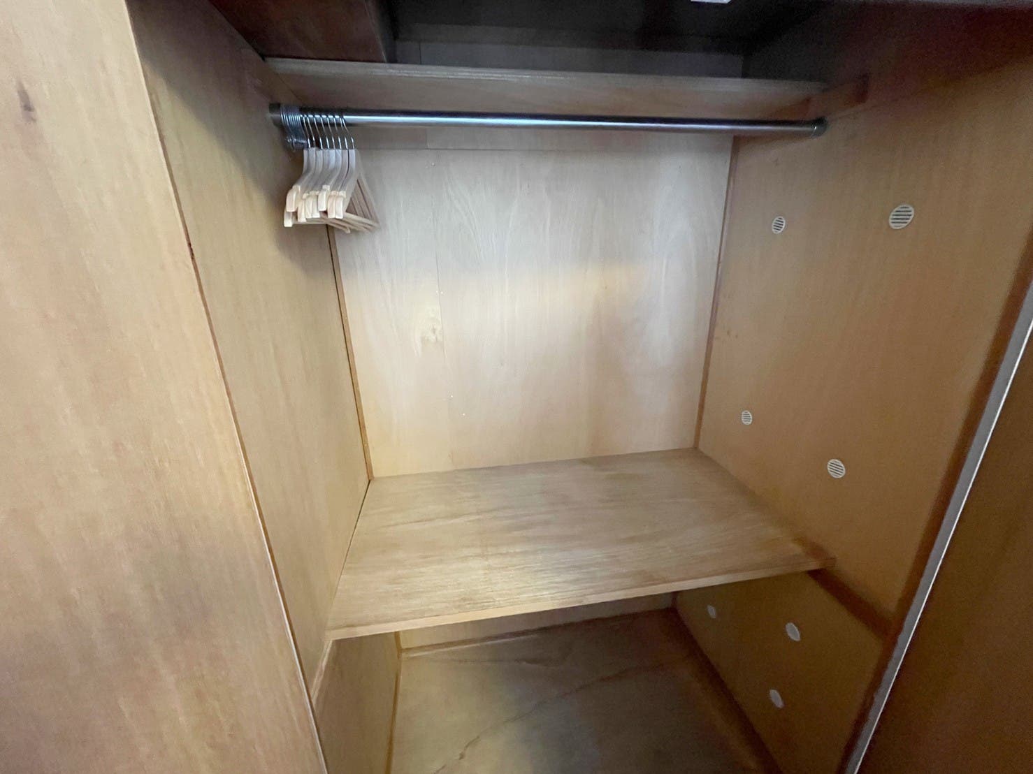 【三島駅4分！12名利用可！】綺麗な室内！WiFi・ホワイトボード全て無料！貸会議室ユニエル三島Aの写真11