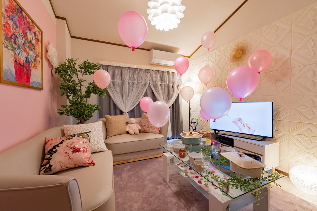 Francfrancインテリア👑✨24Hオープン⏰めちゃかわ✨ネオンカラーで推し活📺✨自然光✨女子会🍷デート✨撮影📷駅5分の写真5