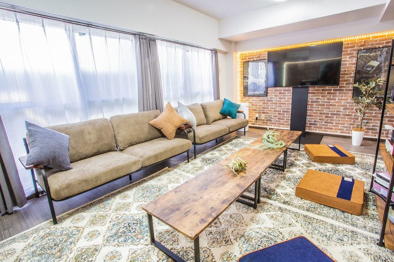 【東新宿駅2分！】綺麗な室内！WiFi・テレビ・冷蔵庫・調理器具・食器完備！コモンズレンタルスペース 東新宿２の写真1