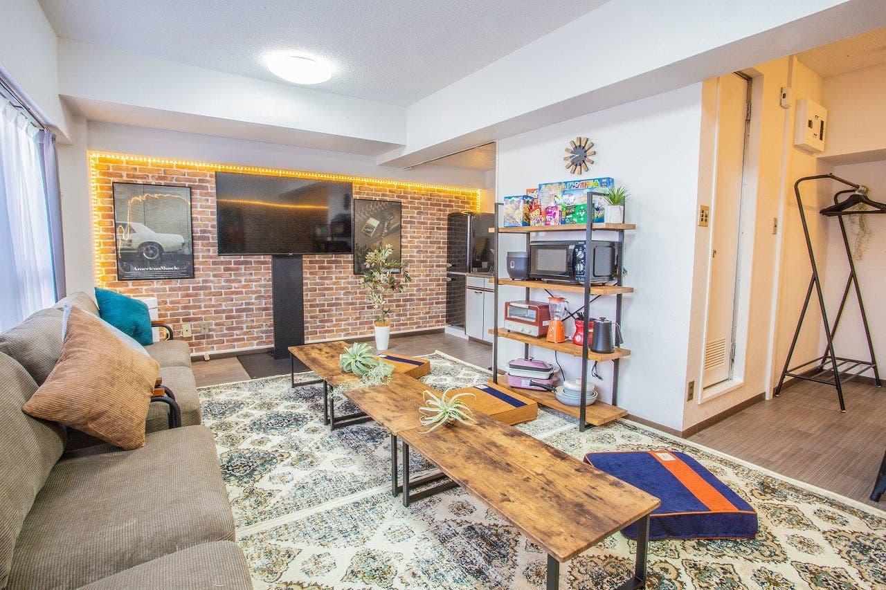 【東新宿駅2分！】綺麗な室内！WiFi・テレビ・冷蔵庫・調理器具・食器完備！コモンズレンタルスペース 東新宿２の写真2