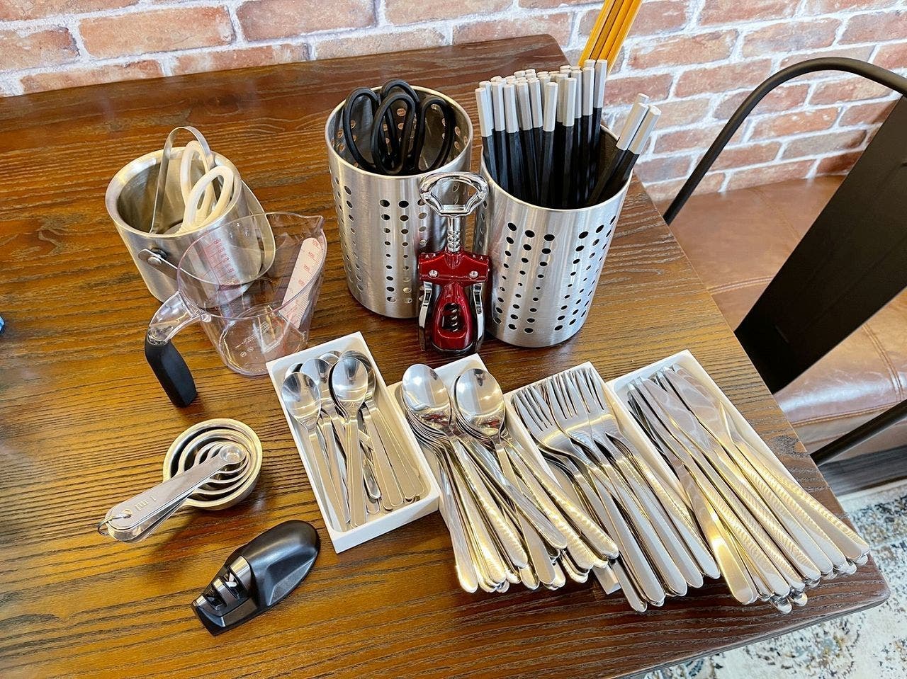 【東新宿駅2分！】綺麗な室内！WiFi・テレビ・冷蔵庫・調理器具・食器完備！コモンズレンタルスペース 東新宿２の写真19