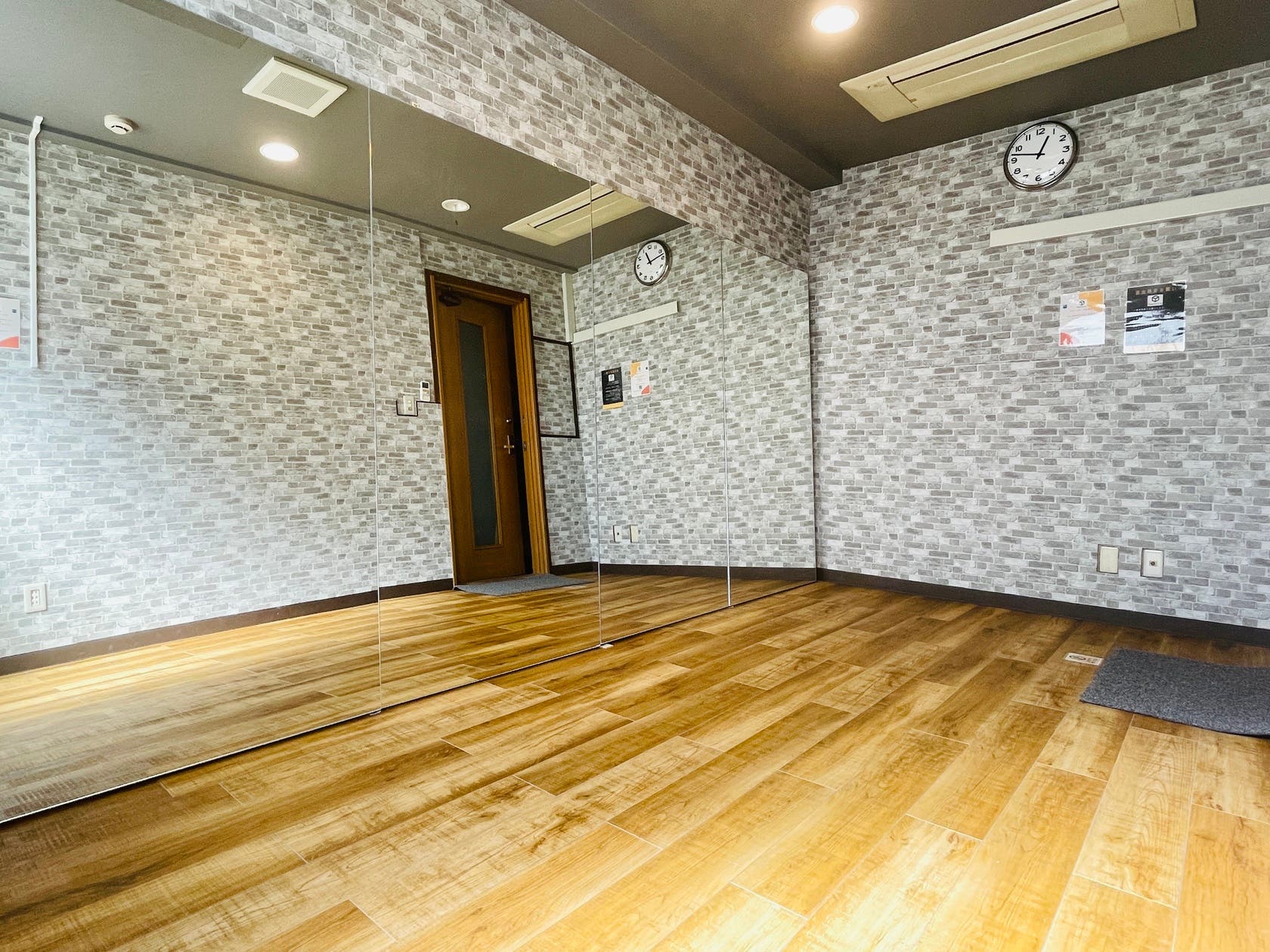 【青葉台駅3分】ダンススタジオ｜3.6m大型鏡　個人練習に最適｜24時間営業｜楽器演奏｜Wi-Fi完備[Nemica青葉台1]の写真3