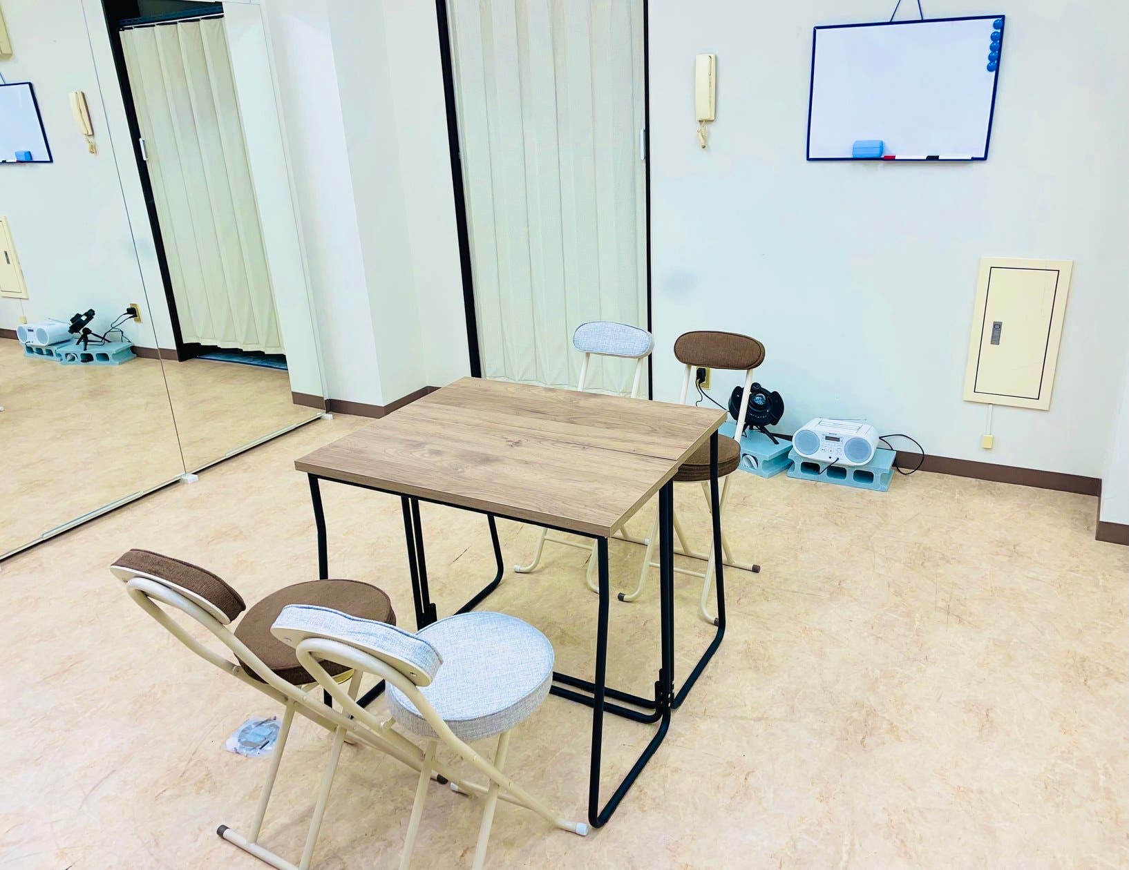 大和駅徒歩２分♪平日660円/h～✨土日祝770円/ｈ～✨様々な用途で気軽に利用できるスタジオ☆の写真4