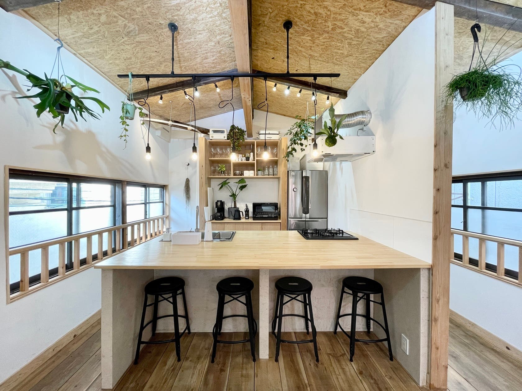 【空堀・上本町】広々キッチンのフルリノベ空間／演奏会・パーティー・撮影会・セミナーなどに！の写真4