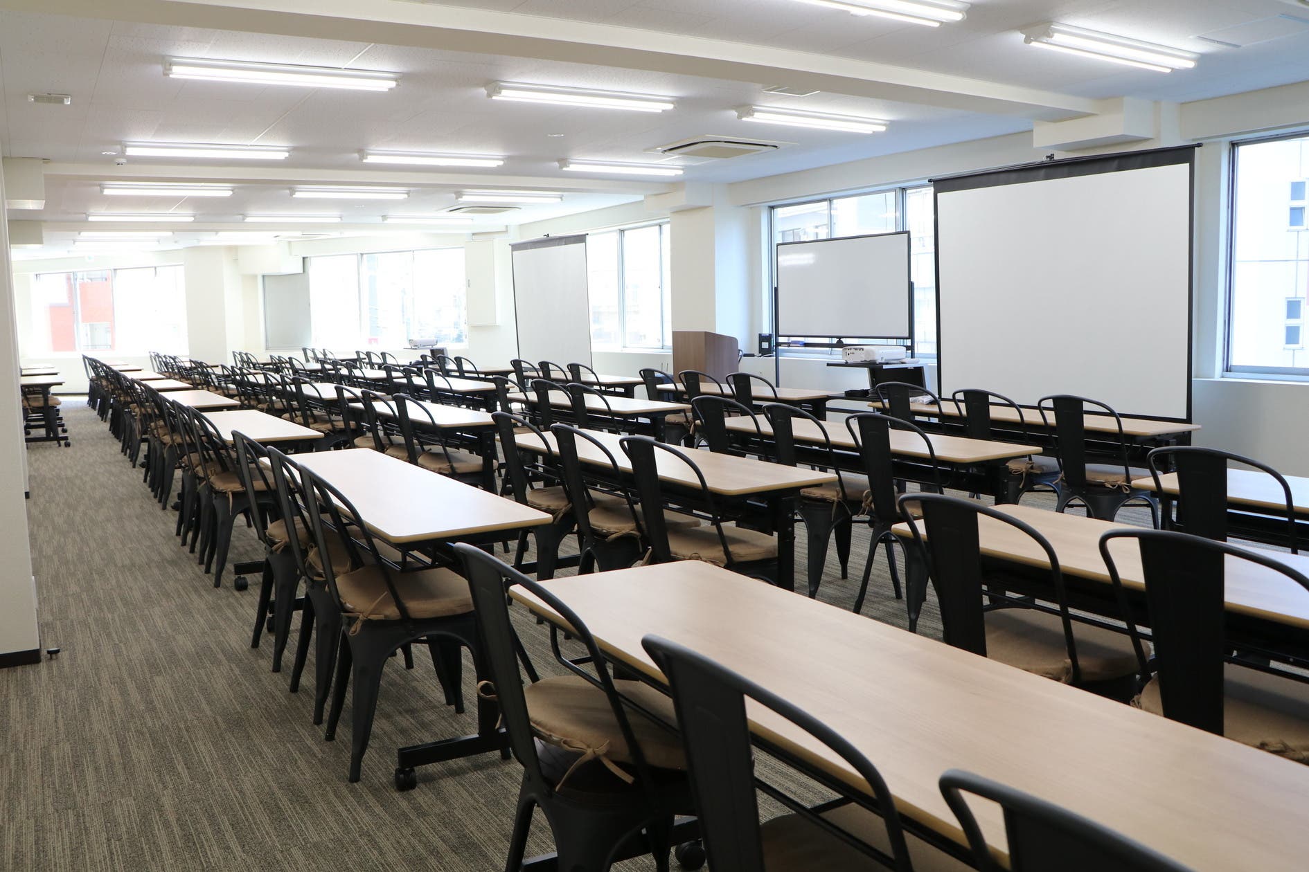 会議室【 蒲田駅 3分】オプション料金0円で設備・備品使い放題♪WiFi無料！清掃・消毒で衛生面も安心♥便利な駅近の写真12