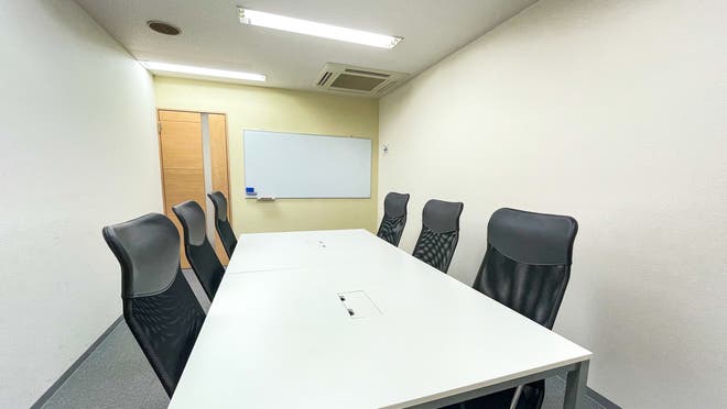 【BIZcircle谷町四丁目】谷町四丁目駅3番出口すぐ!8名用貸会議室。受付スタッフ有の写真5