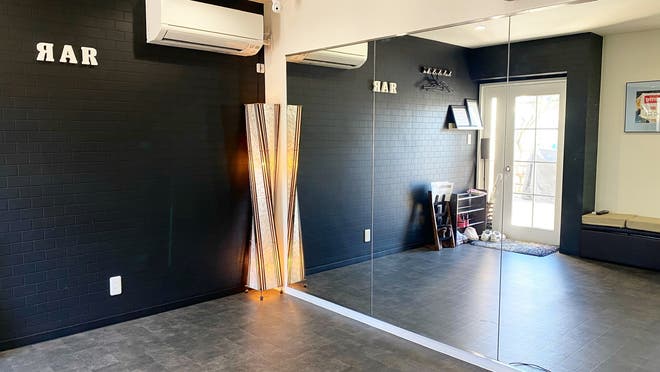 町田市木曽東にある大型ミラー設置のレンタルスペースの写真22