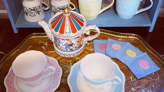 白い暖炉やトイピアノがあるレンガ白壁のかわいいコテージ。撮影に。の写真9