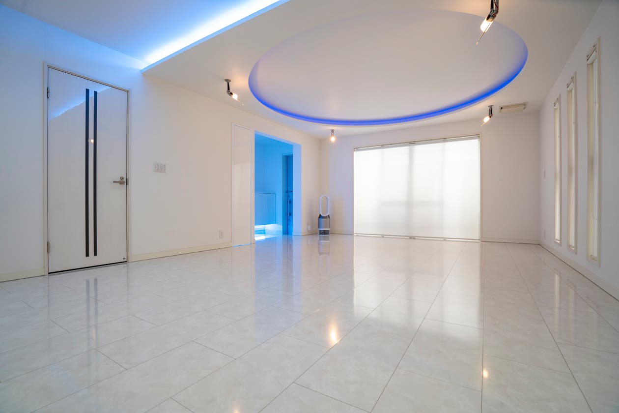 【上質空間】名古屋の熱田にOPEN！自然光で白壁白床の上品な空間・青色LEDで暗闇も雰囲気満点！空調万全！撮影・ヨガ・習い事などの写真6