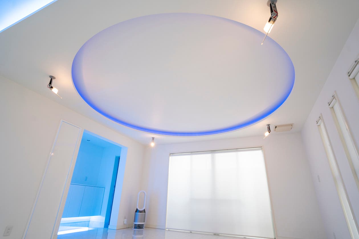 【上質空間】名古屋の熱田にOPEN！自然光で白壁白床の上品な空間・青色LEDで暗闇も雰囲気満点！空調万全！撮影・ヨガ・習い事などの写真7