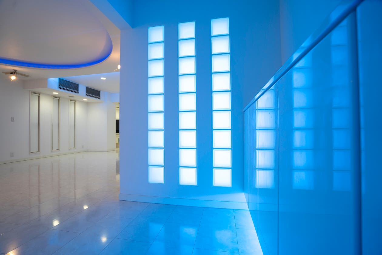 【上質空間】名古屋の熱田にOPEN！自然光で白壁白床の上品な空間・青色LEDで暗闇も雰囲気満点！空調万全！撮影・ヨガ・習い事などの写真11