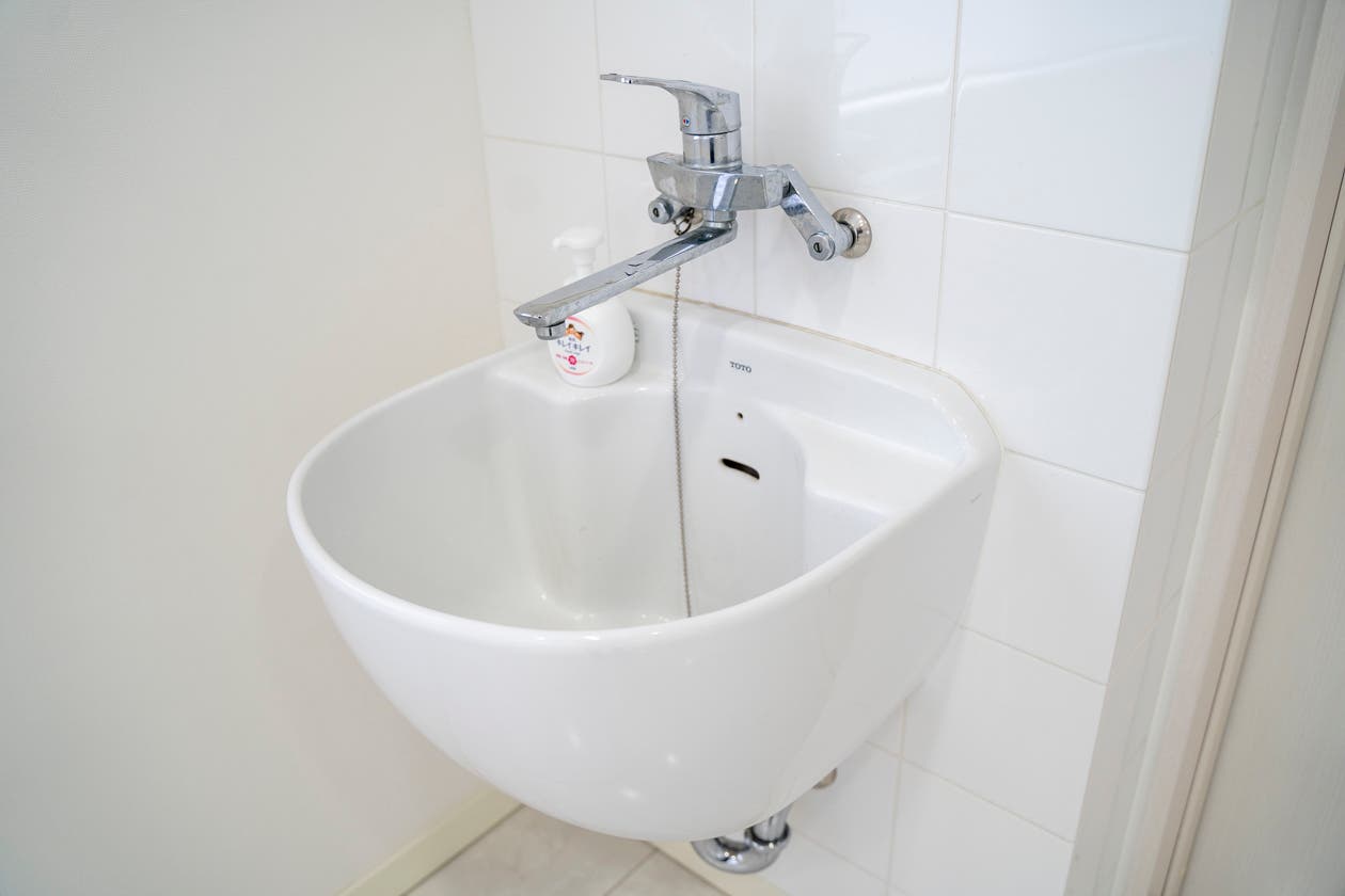 【上質空間】名古屋の熱田にOPEN！自然光で白壁白床の上品な空間・青色LEDで暗闇も雰囲気満点！空調万全！撮影・ヨガ・習い事などの写真25