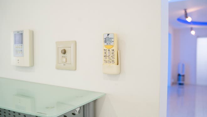 【上質空間】名古屋の熱田にOPEN!自然光で白壁白床の上品な空間・青色LEDで暗闇も雰囲気満点!空調万全!撮影・ヨガ・習い事などの写真26