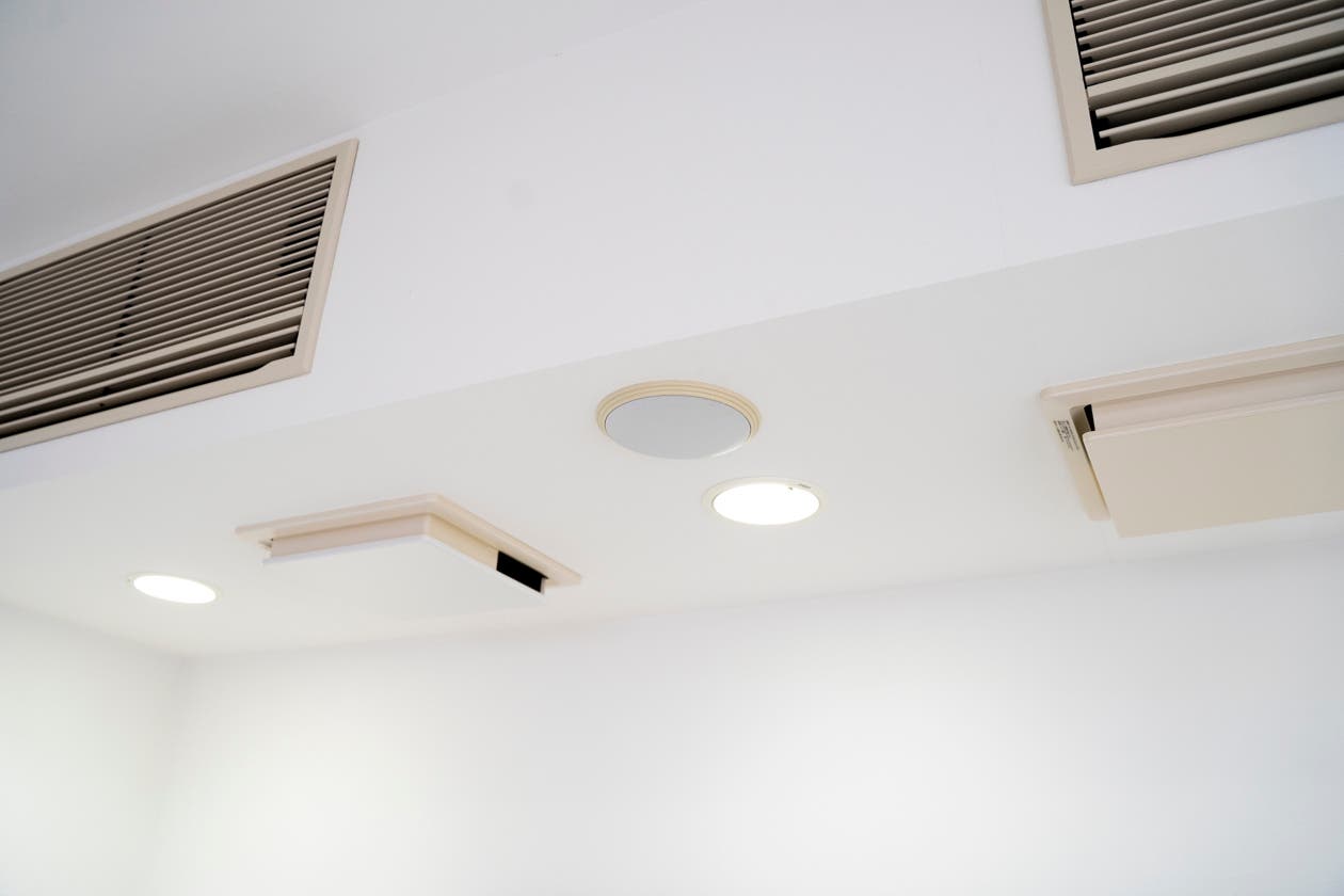 【上質空間】名古屋の熱田にOPEN！自然光で白壁白床の上品な空間・青色LEDで暗闇も雰囲気満点！空調万全！撮影・ヨガ・習い事などの写真17