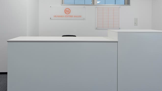 ⭐️【4名会議室】赤坂見附駅から徒歩4分⭐️スタッフ常駐のため安心してご利用いただけます!✨Wi-Fi有りの写真3