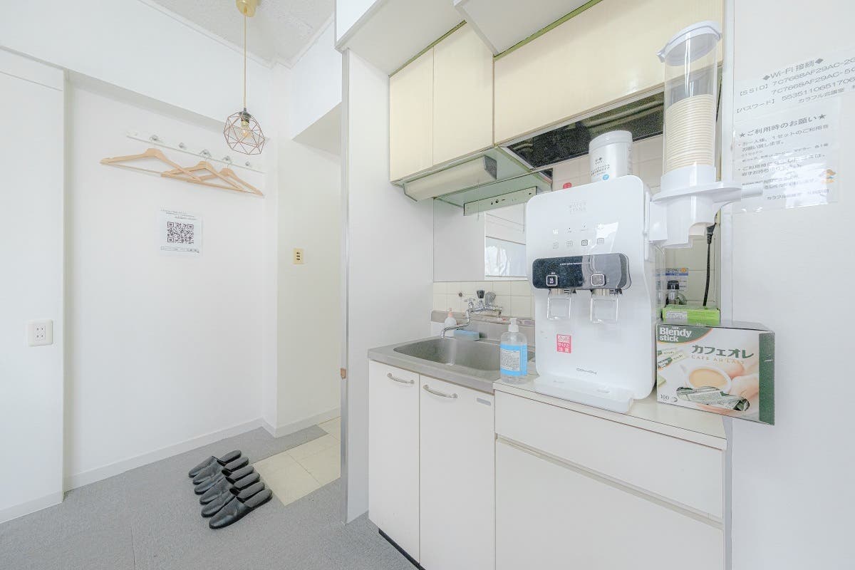 ＜カラフル会議室🌈札幌駅前＞【室内動画あり】⭐️ｲﾝﾎﾞｲｽ対応⭐️自然光 ⭐️広く(20㎡)明るい(南向窓)⭐️札幌駅を一望の写真13